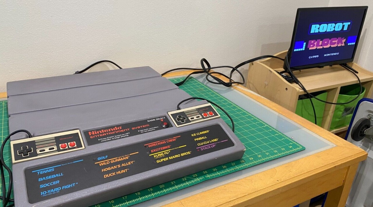 Insanely Rare Nintendo M6 Demo Unit Goes Up For Auction On eBay | Time ...